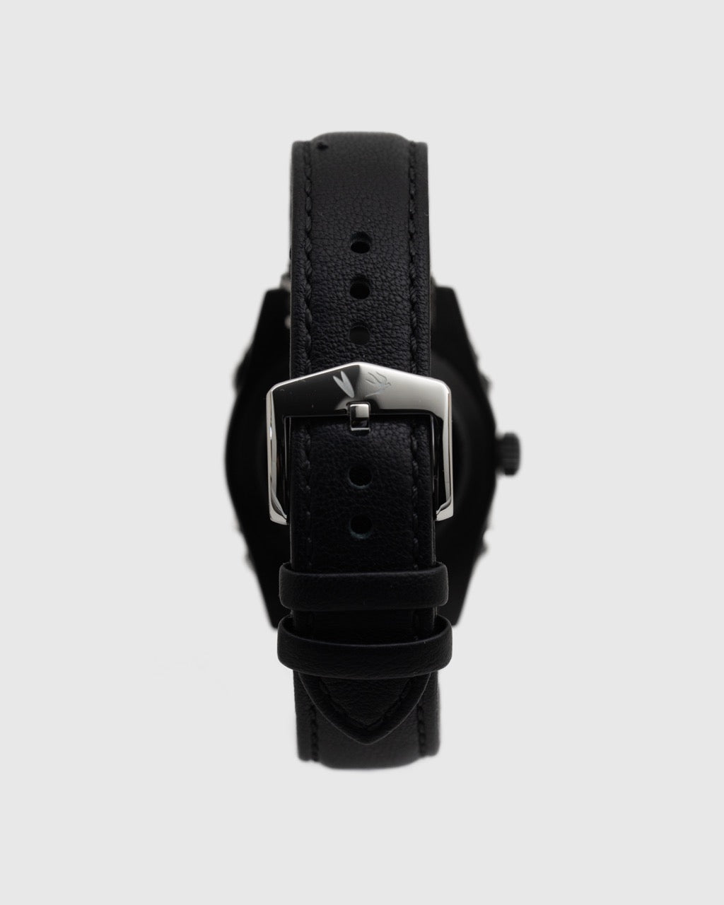 Silver Hawk Black Leather – Alabaster